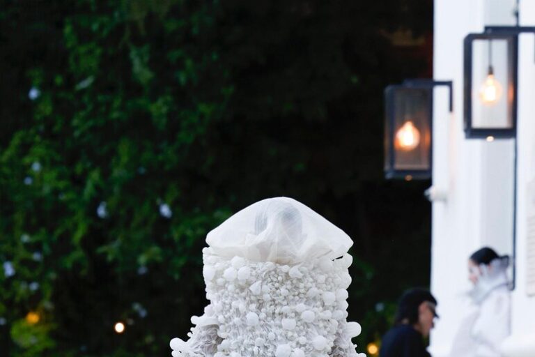 Nello Scavo Vince il Premio Ichnos International Sardegna Awards per il ...