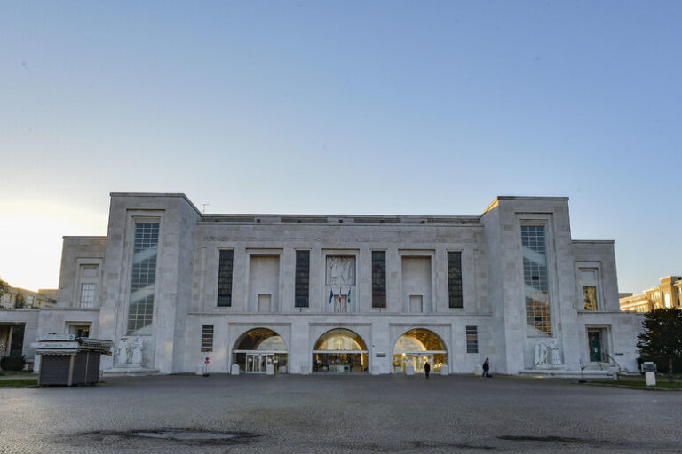 Esplosione a Crans Montana: Attivato piano maxi emergenza a Niguarda ...